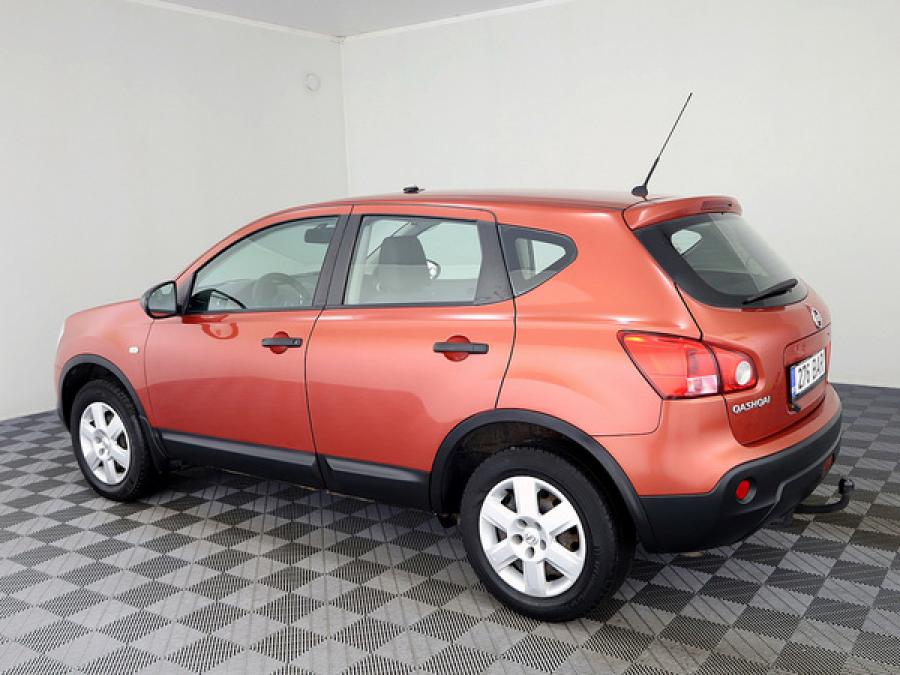 Sarkans Nissan Qashqai 2008 Tallina, ar dzinēja tilpumu 2.00 L un nobraukumu 249 tūkst. km par 2499 €, foto 5 vietnē AUTOMOTO.COM.LV