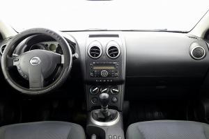 Sarkans Nissan Qashqai 2008 Tallina, ar dzinēja tilpumu 2.00 L un nobraukumu 249 tūkst. km par 2499 €, foto 6 vietnē AUTOMOTO.COM.LV