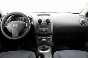 Sarkans Nissan Qashqai 2008 Tallina, ar dzinēja tilpumu 2.00 L un nobraukumu 249 tūkst. km par 2499 €, foto 13 vietnē AUTOMOTO.COM.LV