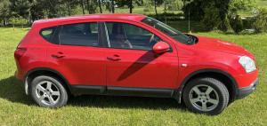Sarkans Nissan Qashqai 2008 Viļņa, ar dzinēja tilpumu 2.00 L un nobraukumu 250 tūkst. km par 3300 €, foto 4 vietnē AUTOMOTO.COM.LV