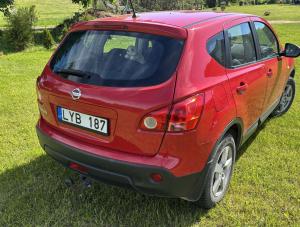 Sarkans Nissan Qashqai 2008 Viļņa, ar dzinēja tilpumu 2.00 L un nobraukumu 250 tūkst. km par 3300 €, foto 5 vietnē AUTOMOTO.COM.LV