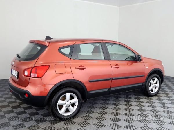 Ниссан Кашкай 2008 в Таллин на AUTOMOTO.COM.LV Красный Ниссан Кашкай 2008 в Таллин, объемом двигателя 2.00 л и пробегом 179 тыс. км за 2699 €, фото 4 на AUTOMOTO.COM.LV