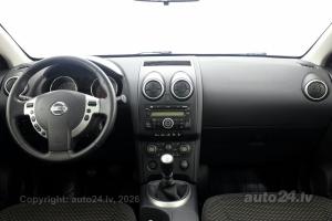 Sarkans Nissan Qashqai 2009 Tallina, ar dzinēja tilpumu 2.00 L un nobraukumu 177 tūkst. km par 2999 €, foto 5 vietnē AUTOMOTO.COM.LV