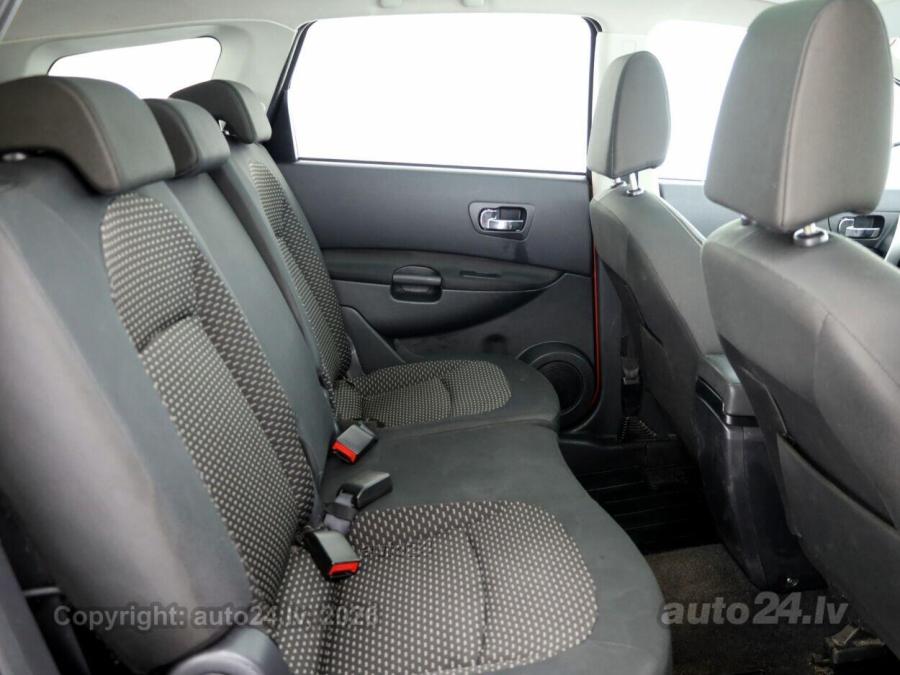 Sarkans Nissan Qashqai 2009 Tallina, ar dzinēja tilpumu 2.00 L un nobraukumu 177 tūkst. km par 2999 €, foto 7 vietnē AUTOMOTO.COM.LV