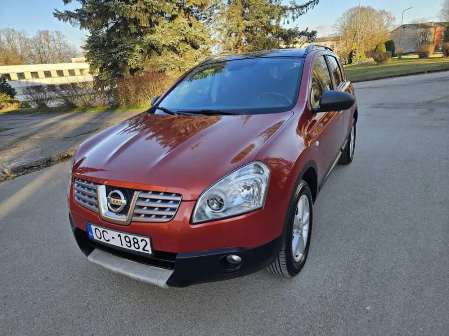 Sarkans Nissan Qashqai 2009 Jēkabpils, ar dzinēja tilpumu 2.00 L un nobraukumu 197 tūkst. km par 5690 €, foto 3 vietnē AUTOMOTO.COM.LV