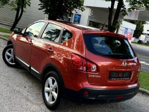 Красный Ниссан Кашкай 2009 в Алитус, объемом двигателя 1.50 л и пробегом 249 тыс. км за 4899 €, фото 28 на AUTOMOTO.COM.LV