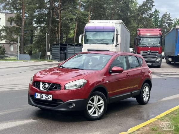 Sarkans Nissan Qashqai 2010 Viļņa, ar dzinēja tilpumu 1.60 L un nobraukumu 195 tūkst. km par 4450 €, foto 3 vietnē AUTOMOTO.COM.LV