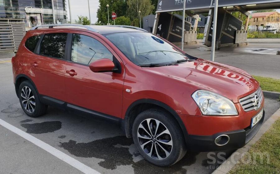 Красный Ниссан Кашкай 2010 в Рига, объемом двигателя 1.50 л и пробегом 230 тыс. км за 3900 €, фото 3 на AUTOMOTO.COM.LV
