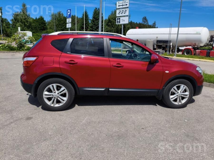 Красный Ниссан Кашкай 2010 в Рига, объемом двигателя 2.00 л и пробегом 207 тыс. км за 5800 €, фото 3 на AUTOMOTO.COM.LV