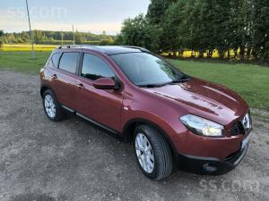 Sarkans Nissan Qashqai 2010 Madona, ar dzinēja tilpumu 2.00 L un nobraukumu 284 tūkst. km par 5100 €, foto 3 vietnē AUTOMOTO.COM.LV