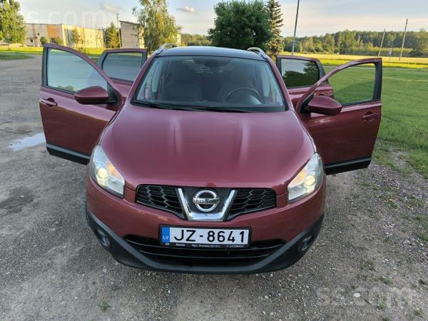 Sarkans Nissan Qashqai 2010 Madona, ar dzinēja tilpumu 2.00 L un nobraukumu 284 tūkst. km par 5100 €, foto 7 vietnē AUTOMOTO.COM.LV