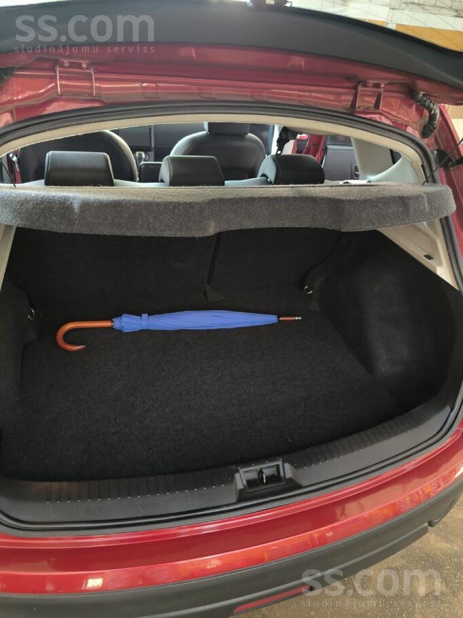 Sarkans Nissan Qashqai 2010 Madona, ar dzinēja tilpumu 2.00 L un nobraukumu 284 tūkst. km par 5100 €, foto 9 vietnē AUTOMOTO.COM.LV