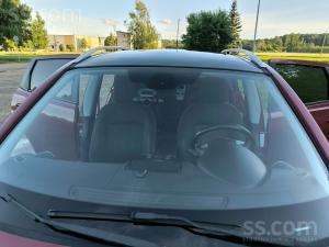 Sarkans Nissan Qashqai 2010 Madona, ar dzinēja tilpumu 2.00 L un nobraukumu 284 tūkst. km par 5100 €, foto 13 vietnē AUTOMOTO.COM.LV