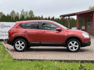 Красный Ниссан Кашкай 2010 в Цесис, объемом двигателя 1.50 л и пробегом 128 тыс. км за 6500 €, фото 7 на AUTOMOTO.COM.LV