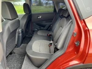 Красный Ниссан Кашкай 2010 в Цесис, объемом двигателя 1.50 л и пробегом 128 тыс. км за 6500 €, фото 14 на AUTOMOTO.COM.LV