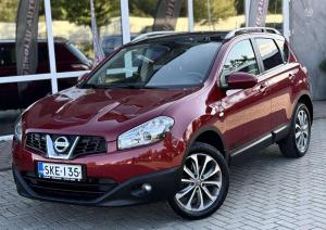 Red Nissan Qashqai 2010 in Radviliskis, with an engine capacity of 1.60 L and mileage of 247 thousand km for 5650 €, photo  on AUTOMOTO.COM.LV
