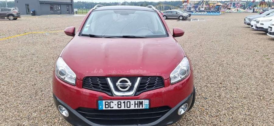 Sarkans Nissan Qashqai 2010 Tauragė, ar dzinēja tilpumu 1.46 L un nobraukumu 180 tūkst. km par 2800 €, foto 1 vietnē AUTOMOTO.COM.LV