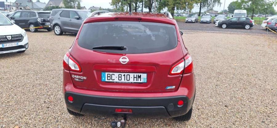 Sarkans Nissan Qashqai 2010 Tauragė, ar dzinēja tilpumu 1.46 L un nobraukumu 180 tūkst. km par 2800 €, foto 9 vietnē AUTOMOTO.COM.LV