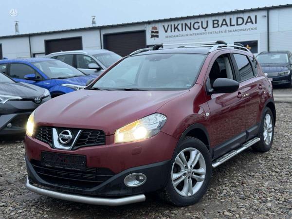 Sarkans Nissan Qashqai 2011 Utena, ar dzinēja tilpumu 1.46 L un nobraukumu 300 tūkst. km par 3990 €, foto 3 vietnē AUTOMOTO.COM.LV