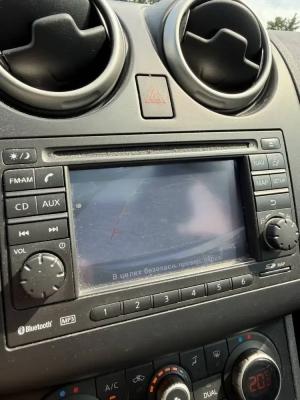 Sarkans Nissan Qashqai 2011 Ventspils, ar dzinēja tilpumu 2.00 L un nobraukumu 177 tūkst. km par 5500 €, foto 14 vietnē AUTOMOTO.COM.LV