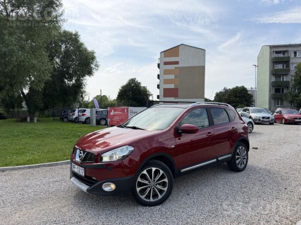 Red Nissan Qashqai 2011 in Ventspils, with an engine capacity of 2.00 L and mileage of 177 thousand km for 5990 €, photo 1 on AUTOMOTO.COM.LV