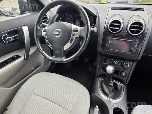 Sarkans Nissan Qashqai 2012 Rēzekne, ar dzinēja tilpumu 1.60 L un nobraukumu 0 tūkst. km par 6190 €, foto 11 vietnē AUTOMOTO.COM.LV