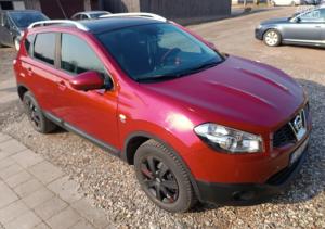 Red Nissan Qashqai 2012 in Plunge, with an engine capacity of 2.00 L and mileage of 233 thousand km for 6500 €, photo  on AUTOMOTO.COM.LV