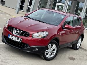 Sarkans Nissan Qashqai 2012 Rīga, ar dzinēja tilpumu 1.60 L un nobraukumu 201 tūkst. km par 6650 €, foto  vietnē AUTOMOTO.COM.LV