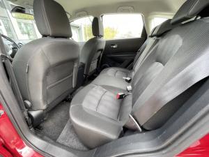 Sarkans Nissan Qashqai 2012 Rīga, ar dzinēja tilpumu 1.60 L un nobraukumu 201 tūkst. km par 6650 €, foto 14 vietnē AUTOMOTO.COM.LV