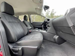 Sarkans Nissan Qashqai 2012 Rīga, ar dzinēja tilpumu 1.60 L un nobraukumu 201 tūkst. km par 6650 €, foto 16 vietnē AUTOMOTO.COM.LV
