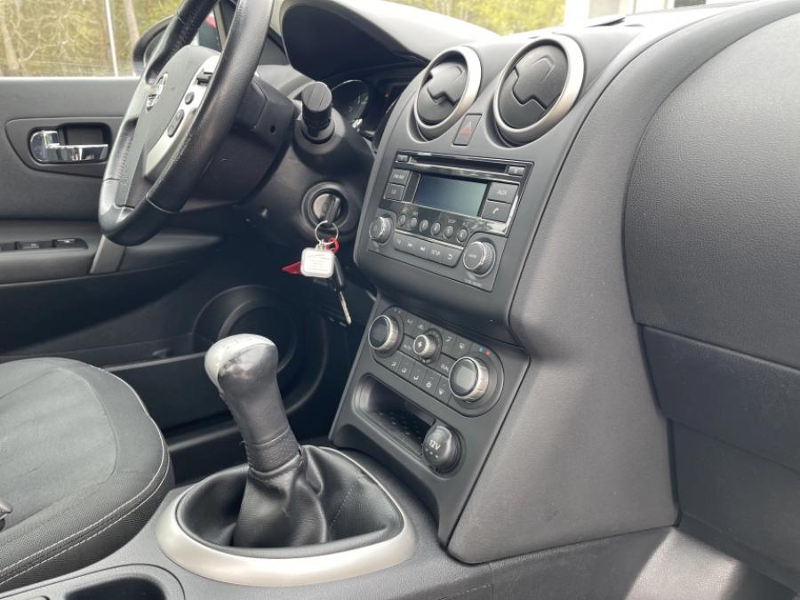 Sarkans Nissan Qashqai 2012 Rīga, ar dzinēja tilpumu 1.60 L un nobraukumu 201 tūkst. km par 6650 €, foto 18 vietnē AUTOMOTO.COM.LV
