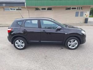 Sarkans Nissan Qashqai 2012 Marijampole, ar dzinēja tilpumu 1.60 L un nobraukumu 196 tūkst. km par 5100 €, foto 3 vietnē AUTOMOTO.COM.LV