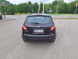 Sarkans Nissan Qashqai 2012 Marijampole, ar dzinēja tilpumu 1.60 L un nobraukumu 196 tūkst. km par 5100 €, foto 5 vietnē AUTOMOTO.COM.LV