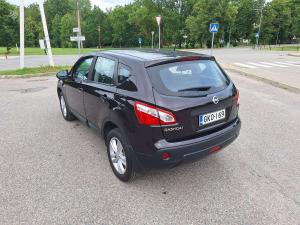 Sarkans Nissan Qashqai 2012 Marijampole, ar dzinēja tilpumu 1.60 L un nobraukumu 196 tūkst. km par 5100 €, foto 6 vietnē AUTOMOTO.COM.LV
