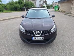 Sarkans Nissan Qashqai 2012 Marijampole, ar dzinēja tilpumu 1.60 L un nobraukumu 196 tūkst. km par 5100 €, foto 9 vietnē AUTOMOTO.COM.LV