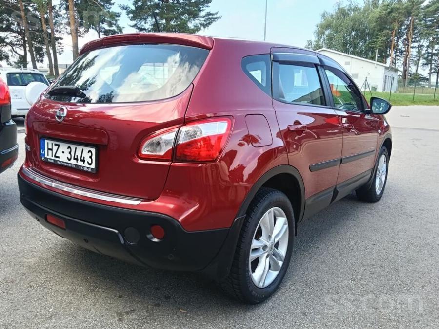 Красный Ниссан Кашкай 2012 в Рига, объемом двигателя 2.00 л и пробегом 87 тыс. км за 6556 €, фото 5 на AUTOMOTO.COM.LV