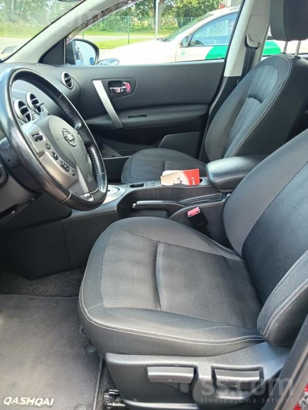 Sarkans Nissan Qashqai 2012 Rīga, ar dzinēja tilpumu 2.00 L un nobraukumu 87 tūkst. km par 6556 €, foto 9 vietnē AUTOMOTO.COM.LV