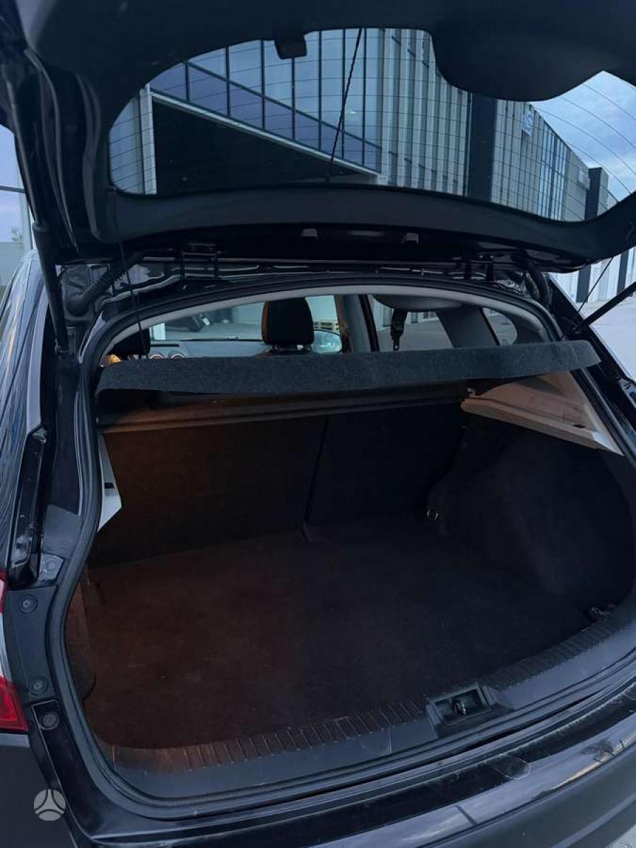 Sarkans Nissan Qashqai 2012 Viļņa, ar dzinēja tilpumu 1.60 L un nobraukumu 270 tūkst. km par 4800 €, foto 5 vietnē AUTOMOTO.COM.LV