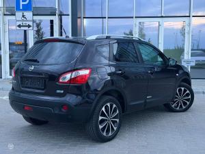Sarkans Nissan Qashqai 2012 Viļņa, ar dzinēja tilpumu 1.60 L un nobraukumu 270 tūkst. km par 4800 €, foto 8 vietnē AUTOMOTO.COM.LV