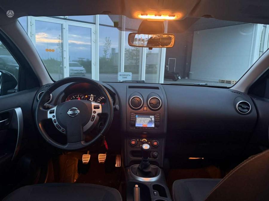 Sarkans Nissan Qashqai 2012 Viļņa, ar dzinēja tilpumu 1.60 L un nobraukumu 270 tūkst. km par 4800 €, foto 11 vietnē AUTOMOTO.COM.LV