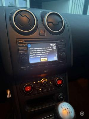 Sarkans Nissan Qashqai 2012 Viļņa, ar dzinēja tilpumu 1.60 L un nobraukumu 270 tūkst. km par 4800 €, foto 12 vietnē AUTOMOTO.COM.LV