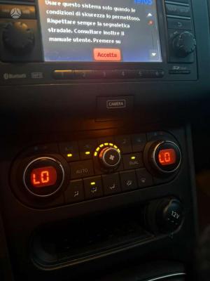 Sarkans Nissan Qashqai 2012 Viļņa, ar dzinēja tilpumu 1.60 L un nobraukumu 270 tūkst. km par 4800 €, foto 15 vietnē AUTOMOTO.COM.LV