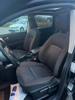 Sarkans Nissan Qashqai 2012 Viļņa, ar dzinēja tilpumu 1.60 L un nobraukumu 270 tūkst. km par 4800 €, foto 18 vietnē AUTOMOTO.COM.LV