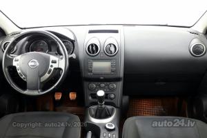 Sarkans Nissan Qashqai 2012 Tallina, ar dzinēja tilpumu 1.60 L un nobraukumu 339 tūkst. km par 3499 €, foto 6 vietnē AUTOMOTO.COM.LV