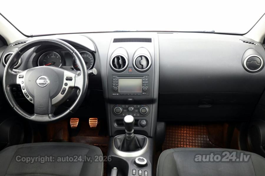 Sarkans Nissan Qashqai 2012 Tallina, ar dzinēja tilpumu 1.60 L un nobraukumu 339 tūkst. km par 3499 €, foto 6 vietnē AUTOMOTO.COM.LV