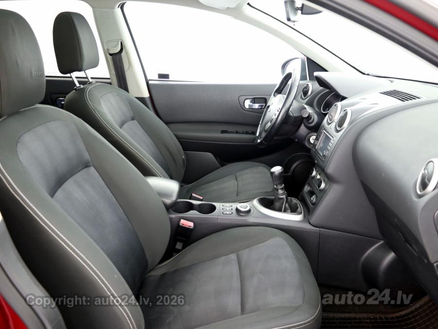 Sarkans Nissan Qashqai 2012 Tallina, ar dzinēja tilpumu 1.60 L un nobraukumu 339 tūkst. km par 3499 €, foto 7 vietnē AUTOMOTO.COM.LV