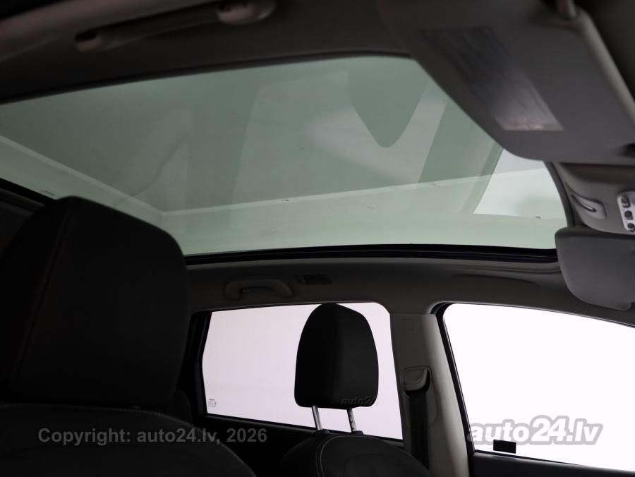 Sarkans Nissan Qashqai 2012 Tallina, ar dzinēja tilpumu 1.60 L un nobraukumu 339 tūkst. km par 3499 €, foto 10 vietnē AUTOMOTO.COM.LV