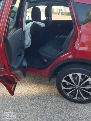 Sarkans Nissan Qashqai 2012 Marijampole, ar dzinēja tilpumu 1.50 L un nobraukumu 213 tūkst. km par 5750 €, foto 8 vietnē AUTOMOTO.COM.LV