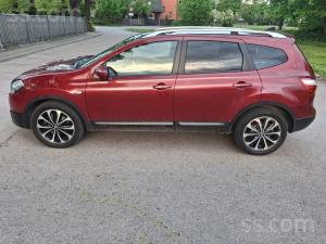 Sarkans Nissan Qashqai 2013 Rīga, ar dzinēja tilpumu 1.60 L un nobraukumu 234 tūkst. km par 6000 €, foto 4 vietnē AUTOMOTO.COM.LV