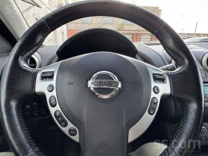 Red Nissan Qashqai 2013 in Daugavpils, with an engine capacity of 1.60 L and mileage of 0 thousand km for 5290 €, photo 20 on AUTOMOTO.COM.LV